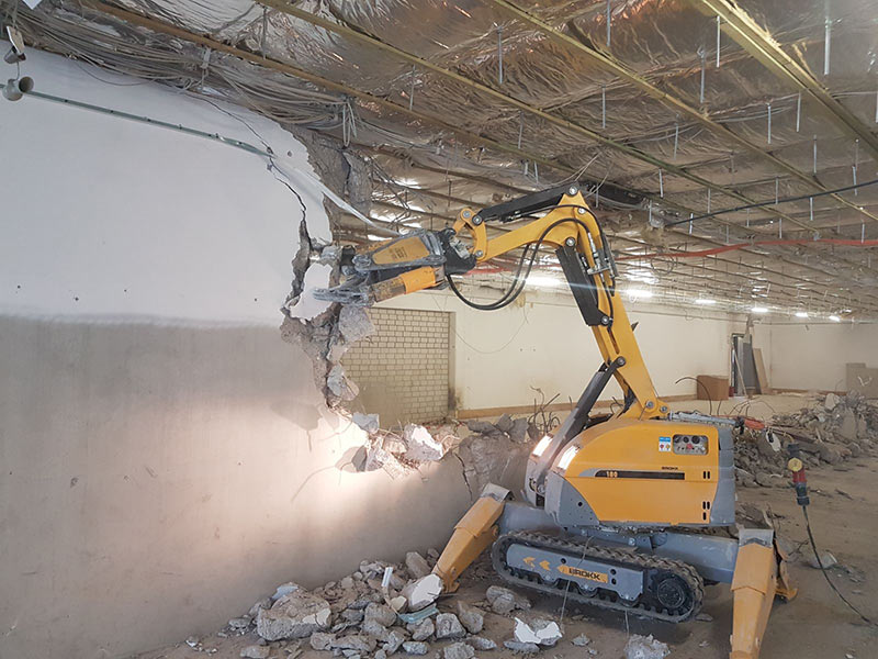 Abbruchroboter BROKK 180 in NRW - Nienhaus & Thielkes Rhede